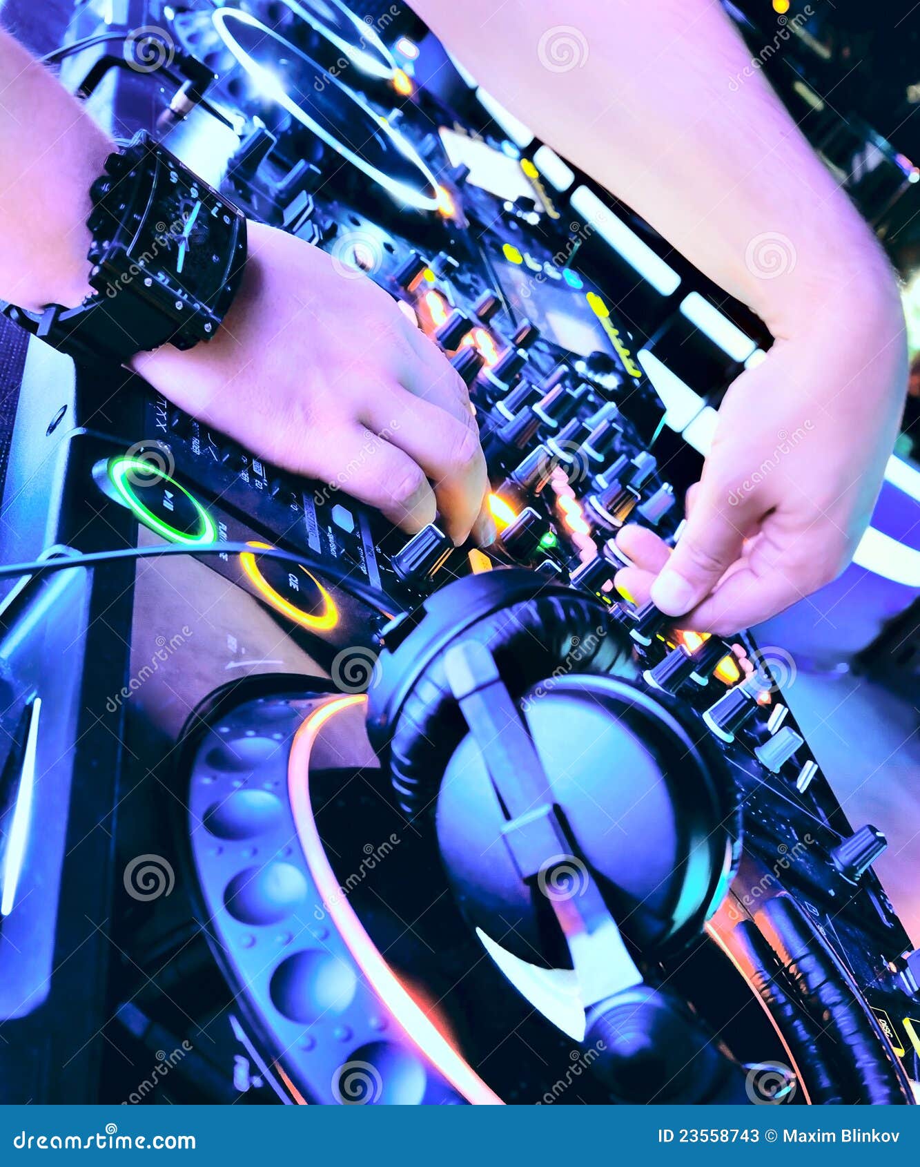 Dj mixes the track stock image. Image of channels, mixing - 23558743
