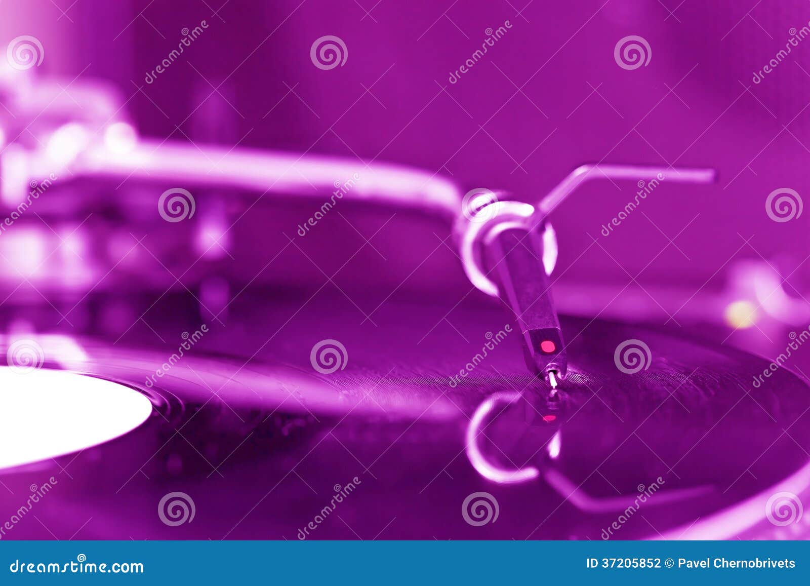 Dj Needle and on Vinyl Record Stock Photo - Image of party, clubbing ...