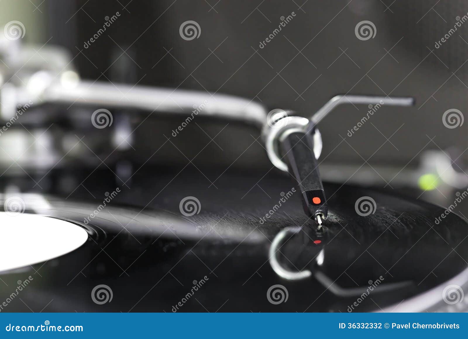 Dj Needle and on Vinyl Record Stock Photo - Image of nightlife, retro ...