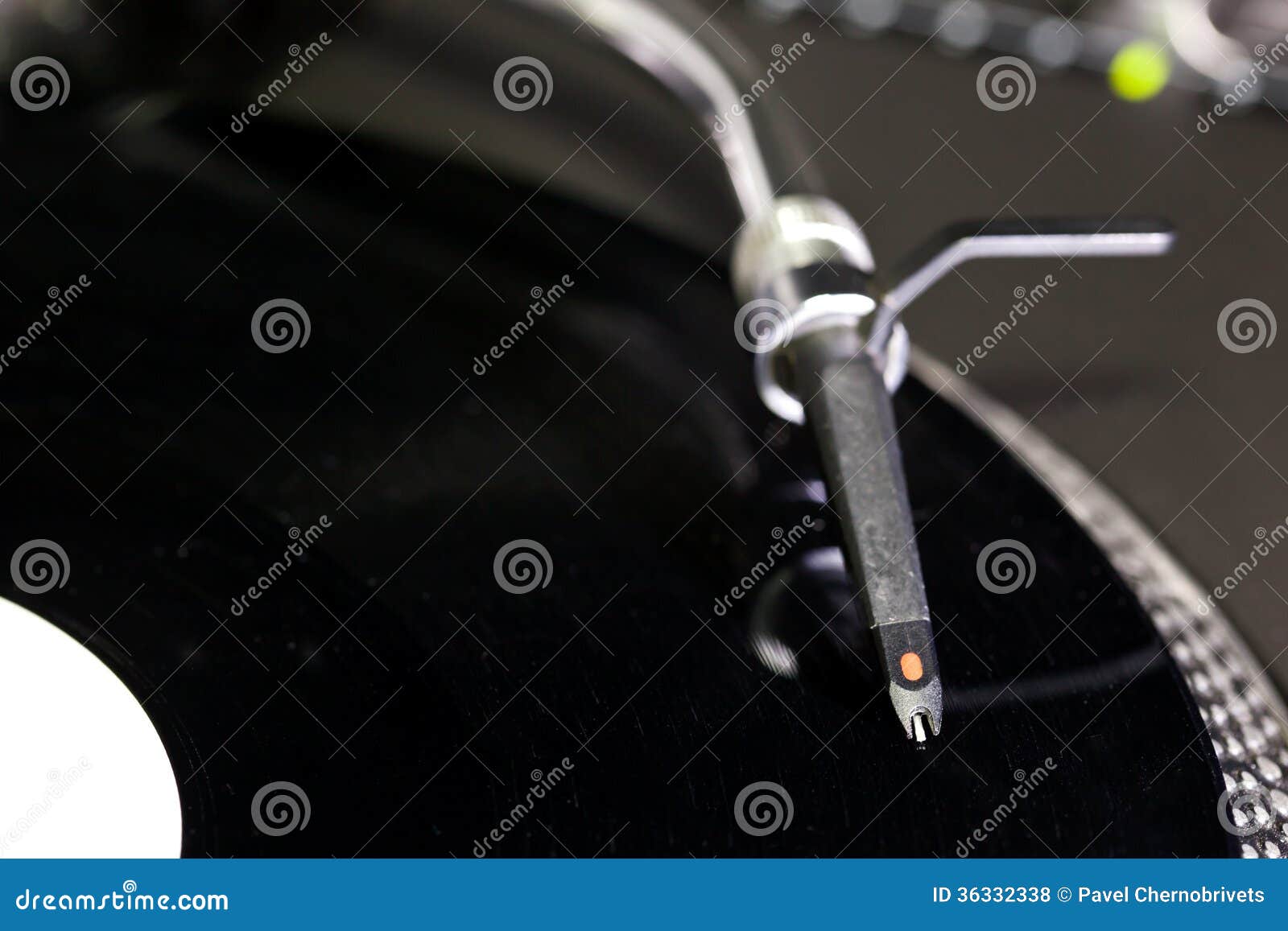Dj Needle and on Vinyl Record Stock Photo - Image of needle, clubbing ...