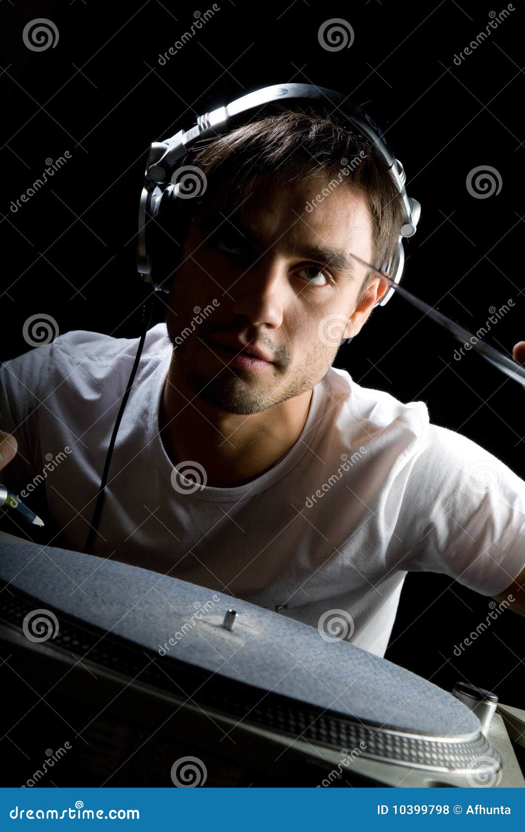 DJ plays set i stock photo. Image of concert, party, male - 10399798