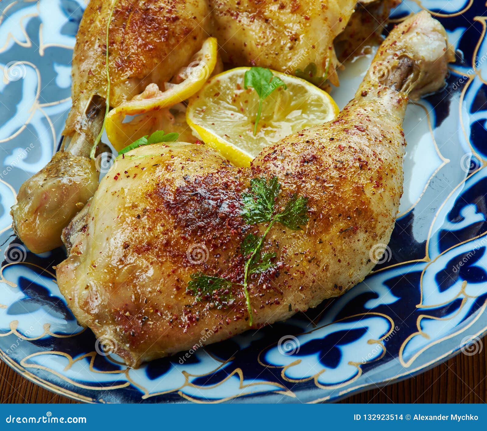 Djaj Bil-Bahar IL-Asfar stockfoto. Bild von nahrung - 132923514