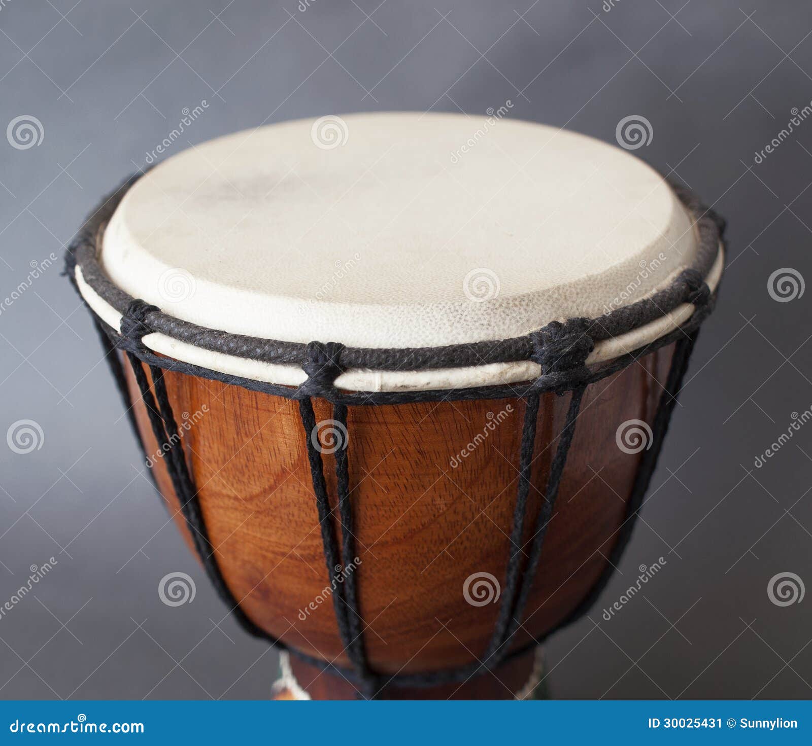 Jembe stockbild. Bild von muster, trommel, afrikanisch - 30025431