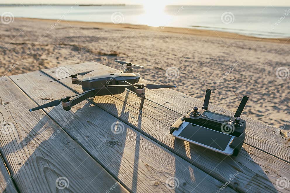 Drone DJI Mavic Pro and Remote Controller Editorial Photography - Image ...