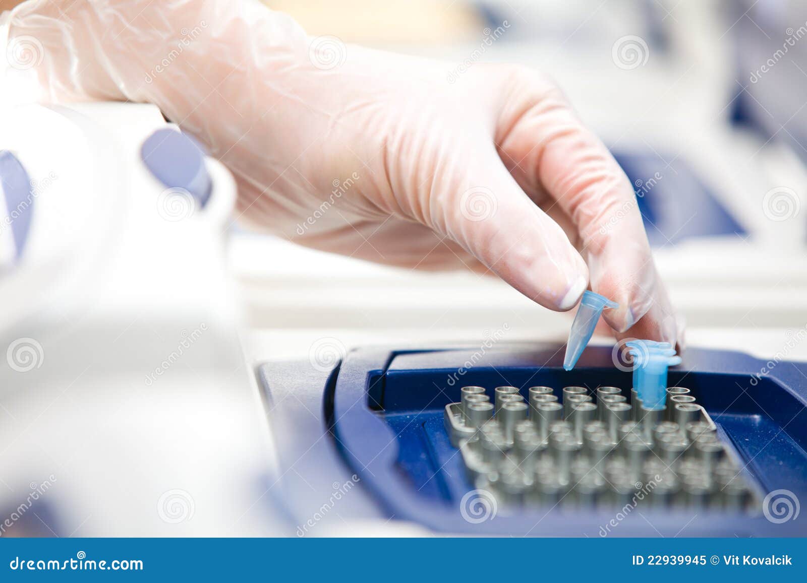 DNA Copying In Real Time PCR Thermal Cycler Stock Image | CartoonDealer ...