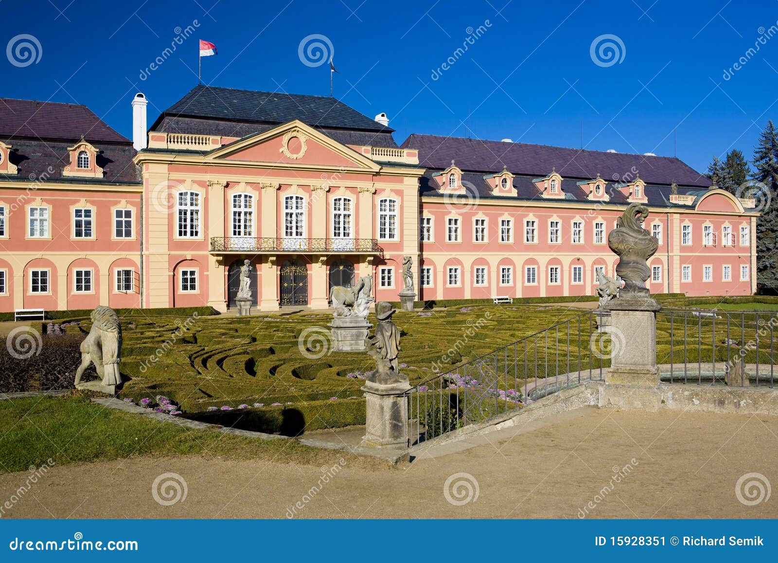 Dobris Palace stock image. Image of traveling, republic - 15928351
