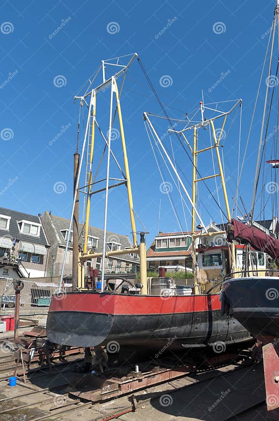 Doca seca foto de stock. Imagem de reparo, navio, pesca - 25619006