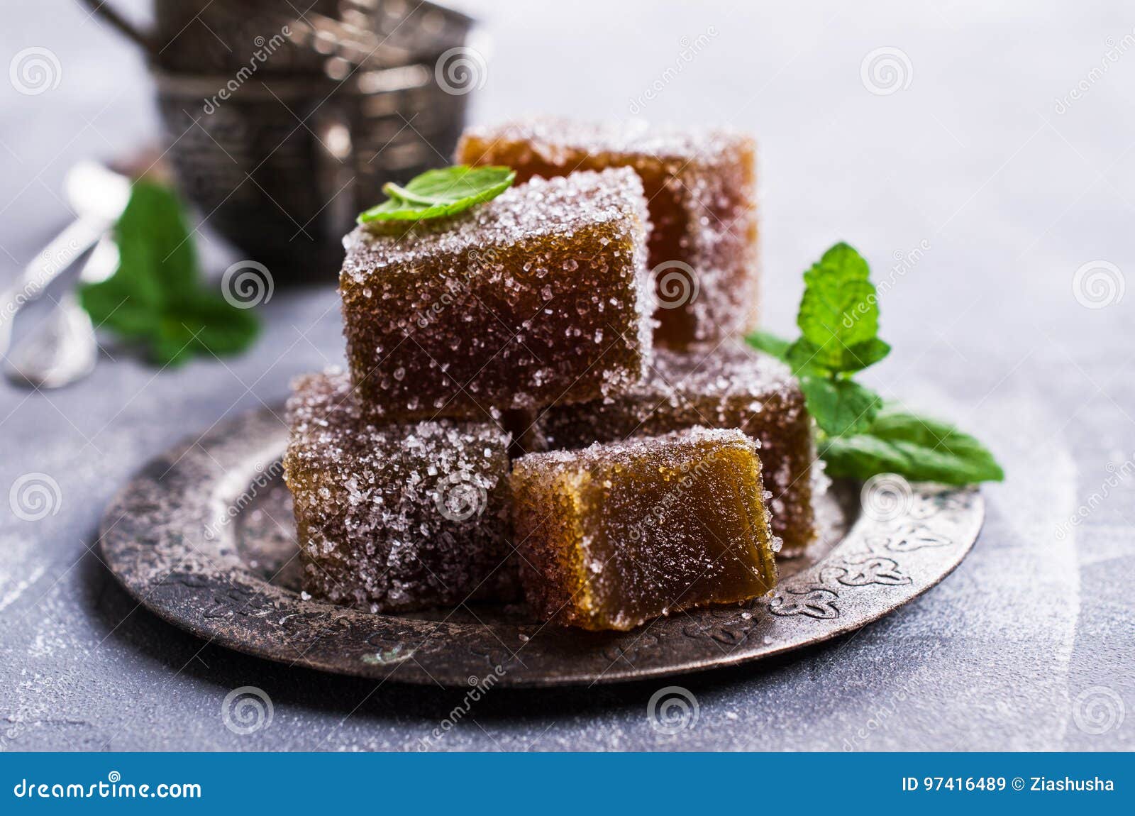 Doce De Fruta Caseiro Do Fruto Imagem de Stock - Imagem de cubo, geléia ...