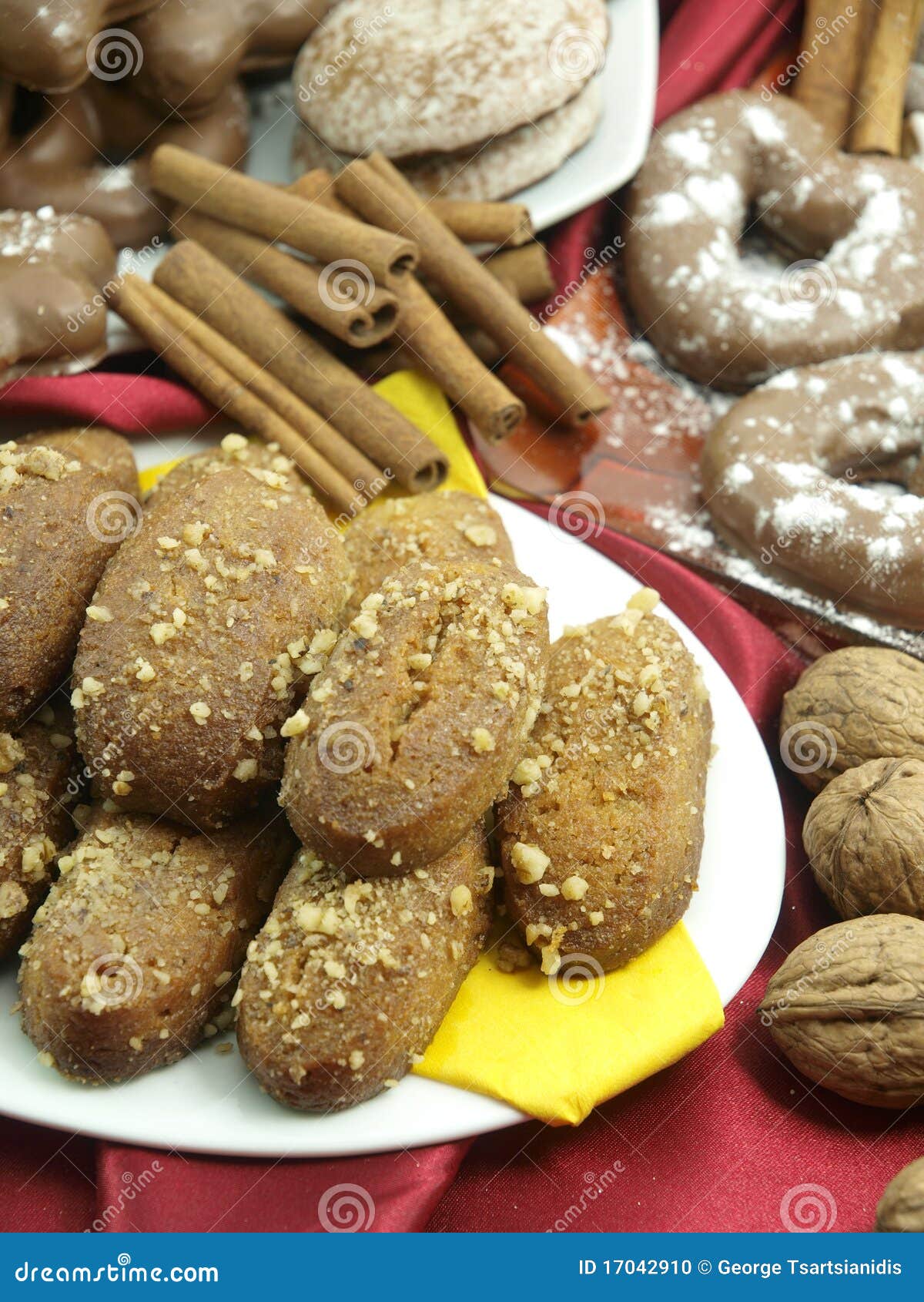 Doces gregos do Natal foto de stock. Imagem de natal - 17042910
