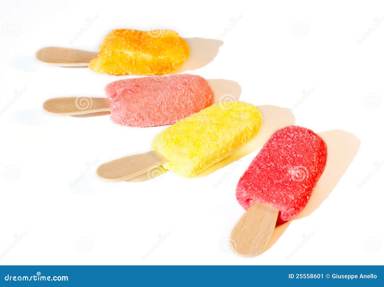 Doces na forma do gelado imagem de stock. Imagem de creme - 25558601