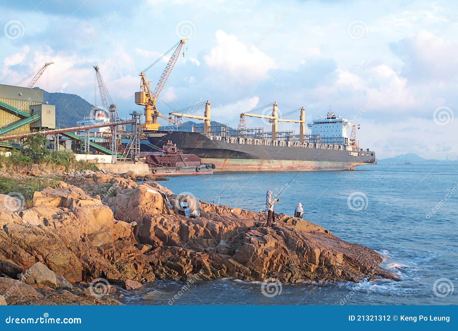 Dock basin stock photo. Image of harbour, ocean, city - 21321312