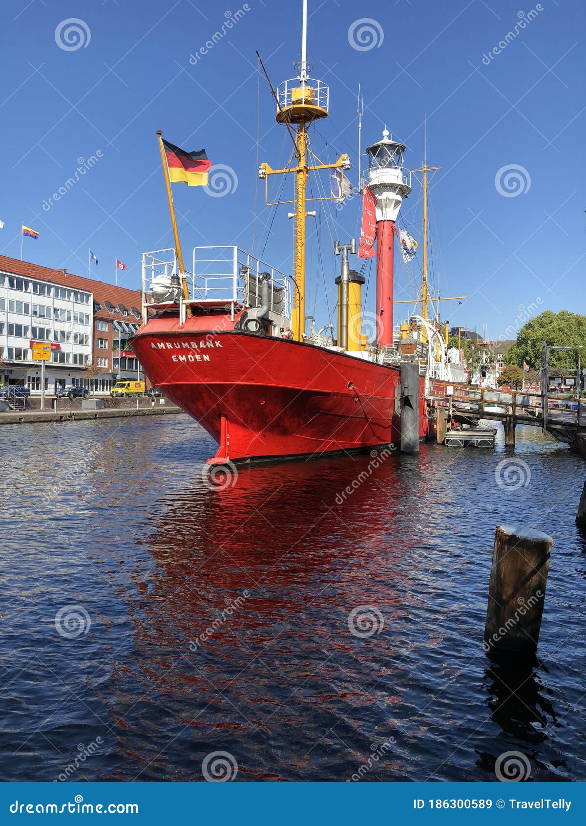Dock Ratsdelft in Emden editorial stock image. Image of harbor - 186300589