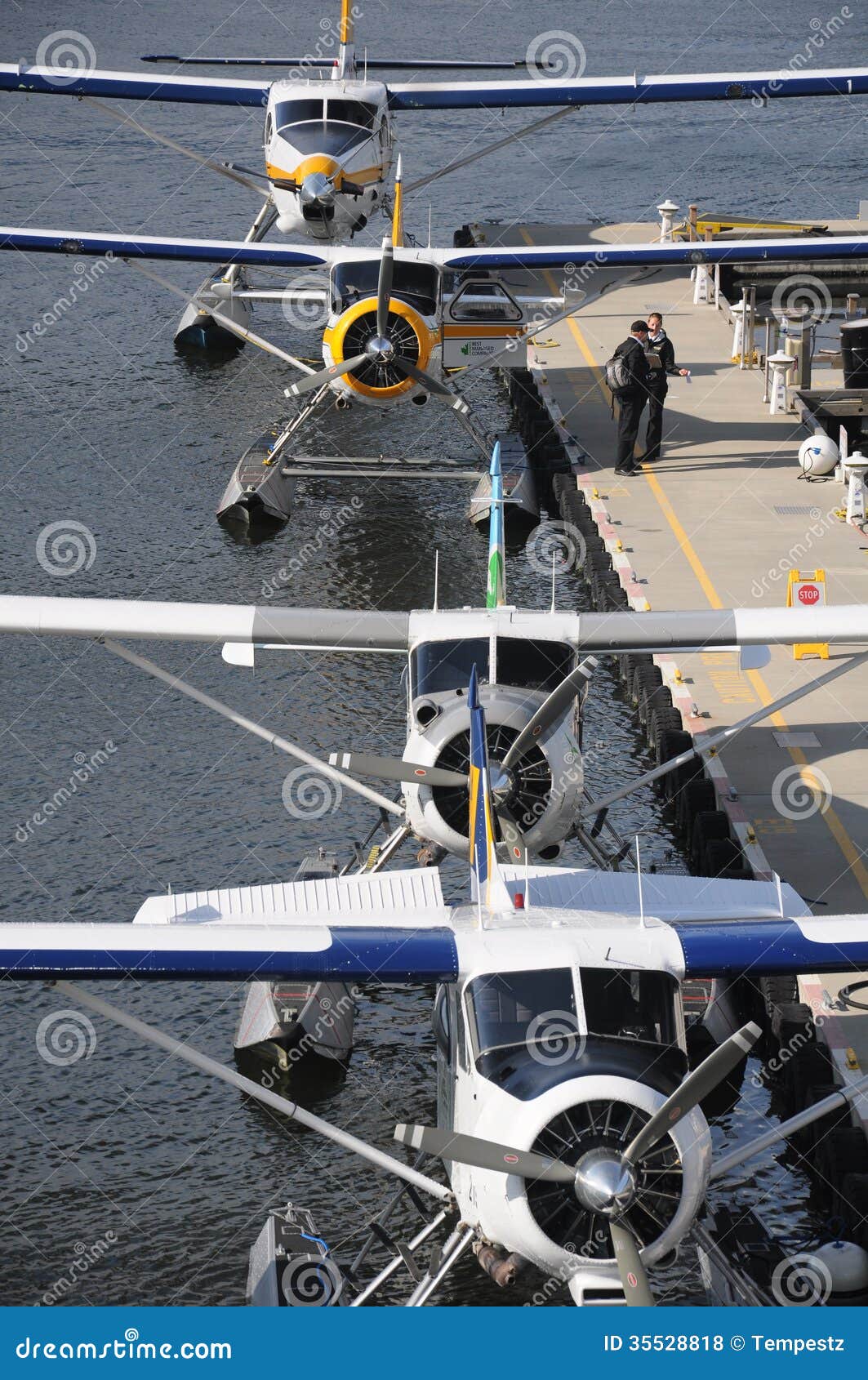 Docked Seaplanes in Vancouver Editorial Stock Photo - Image of outdoors ...