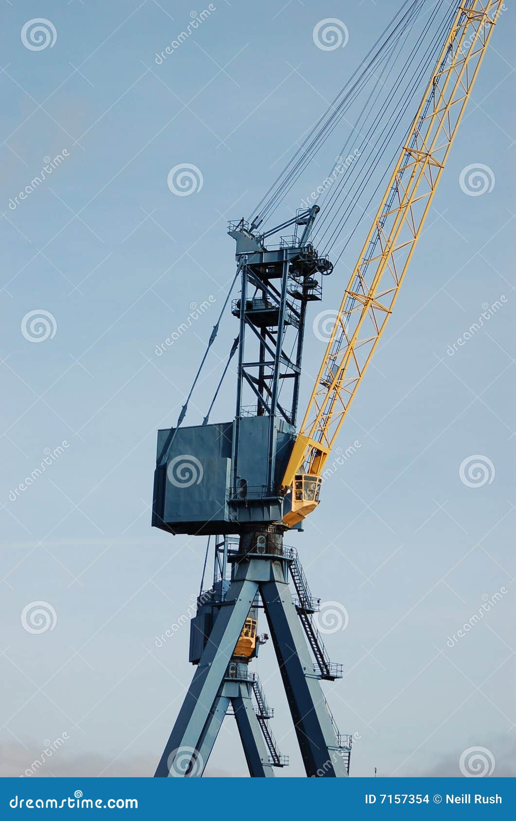 A Dockyard Crane in Belfast Dockyard Stock Photo - Image of crane ...