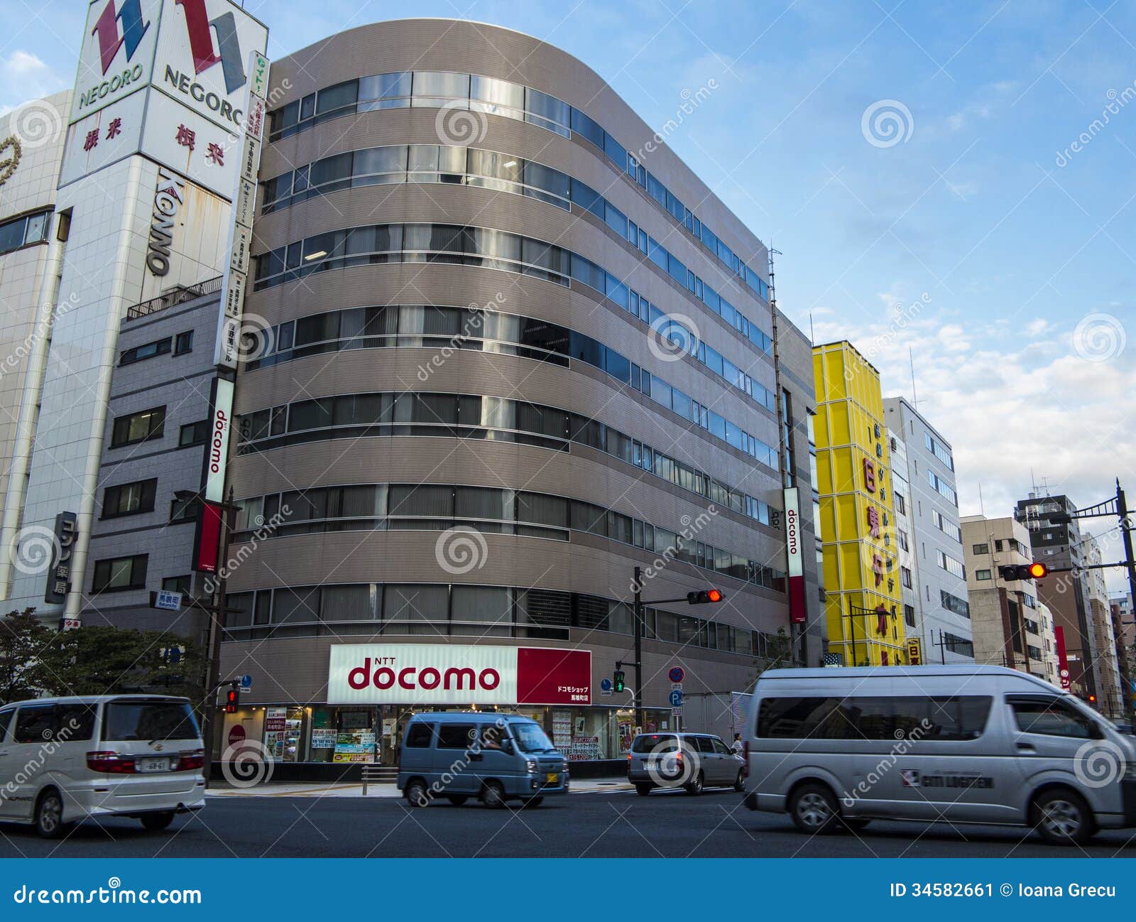 Docomo store in Tokyo editorial photo. Image of street - 34582661