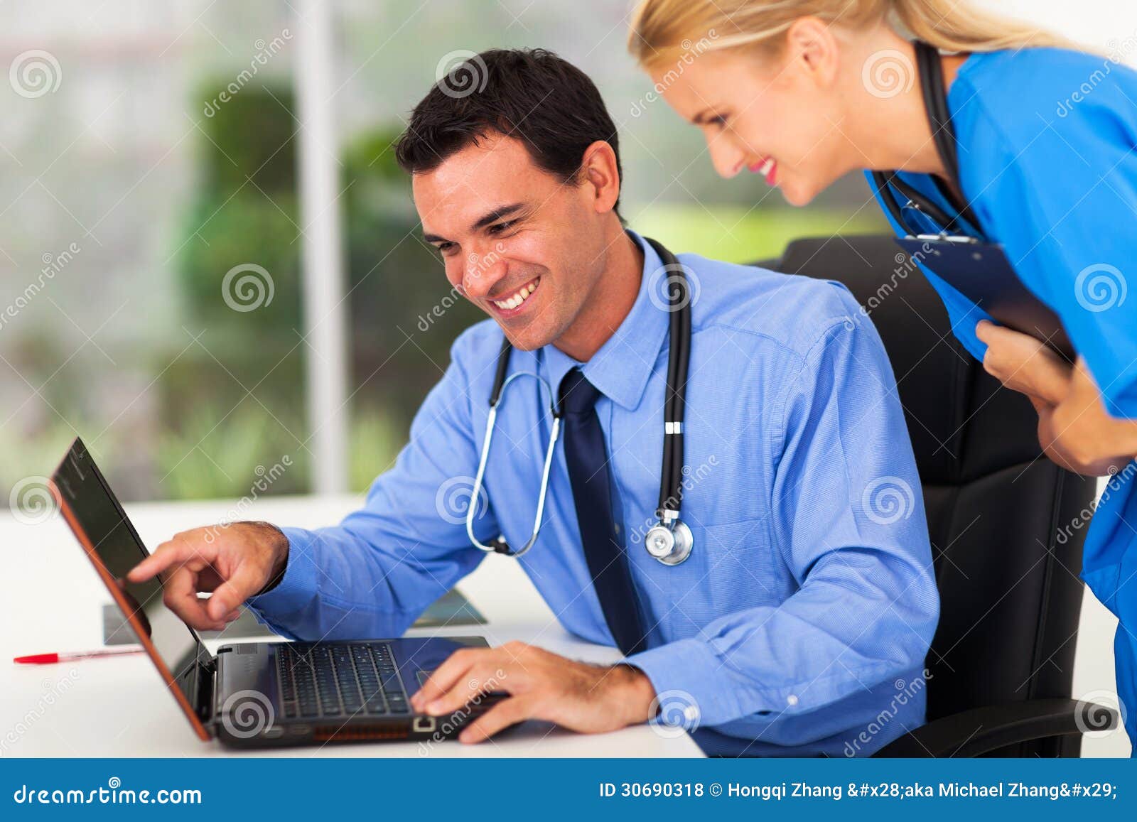 Doctor assistant computer stock photo. Image of computer - 30690318