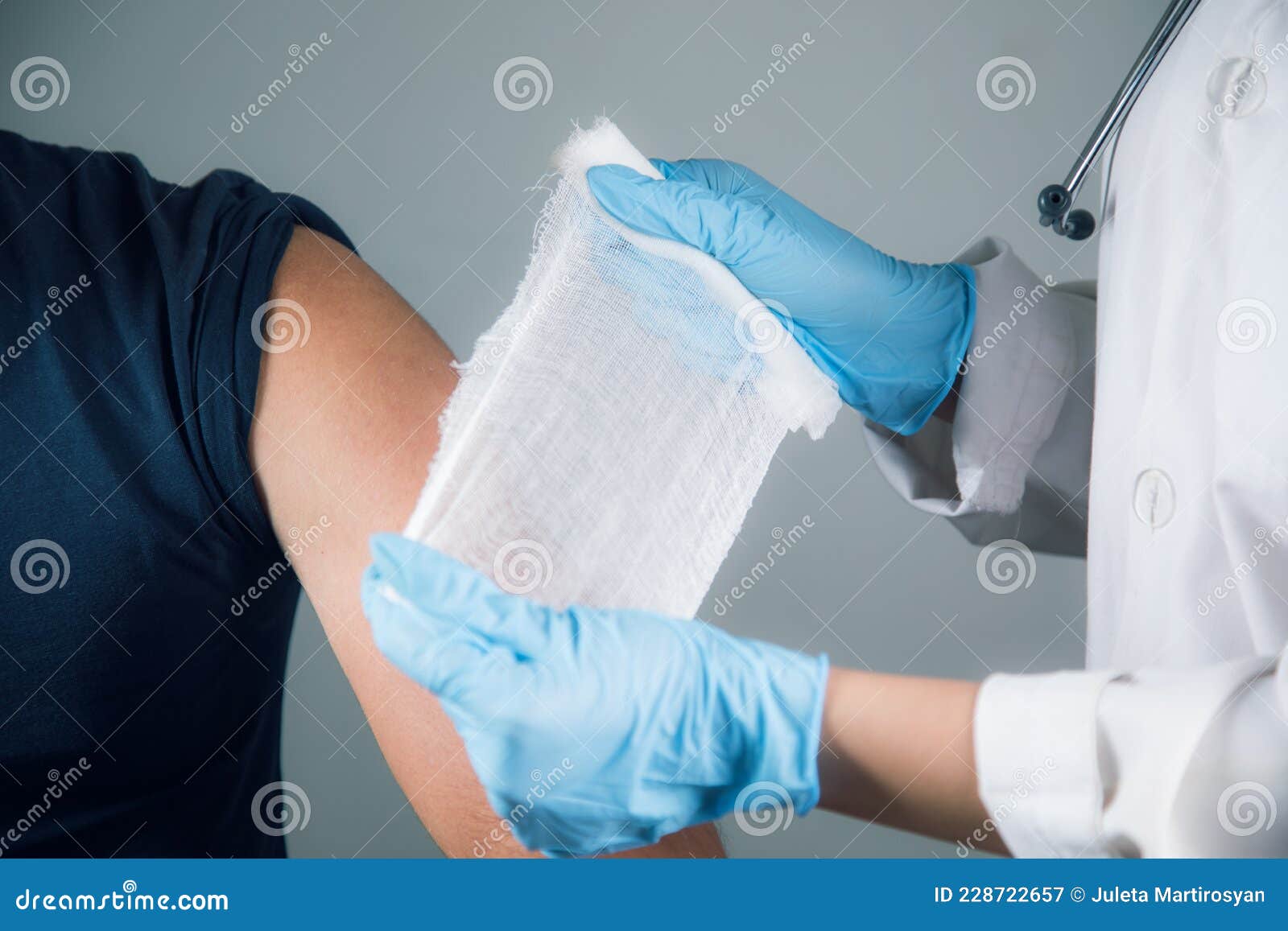 Doctor Bandages a Man S Hand Stock Image - Image of bandages, hand ...