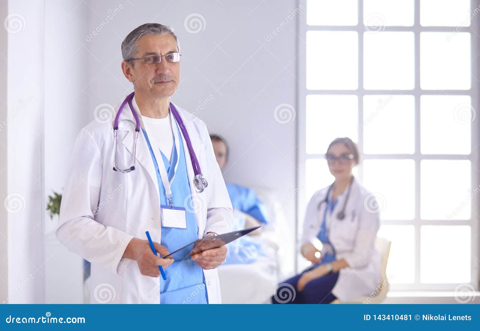 Doctor Checking Heart Beat of Patient in Bed with Stethoscope Stock ...