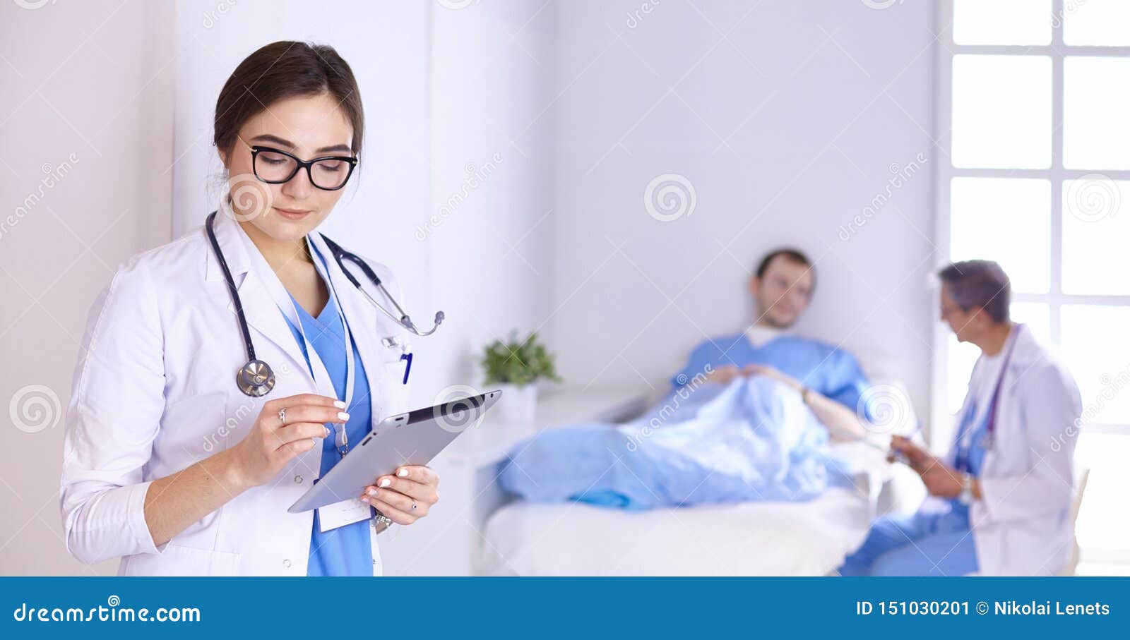 Doctor Checking Heart Beat of Patient in Bed with Stethoscope Stock ...