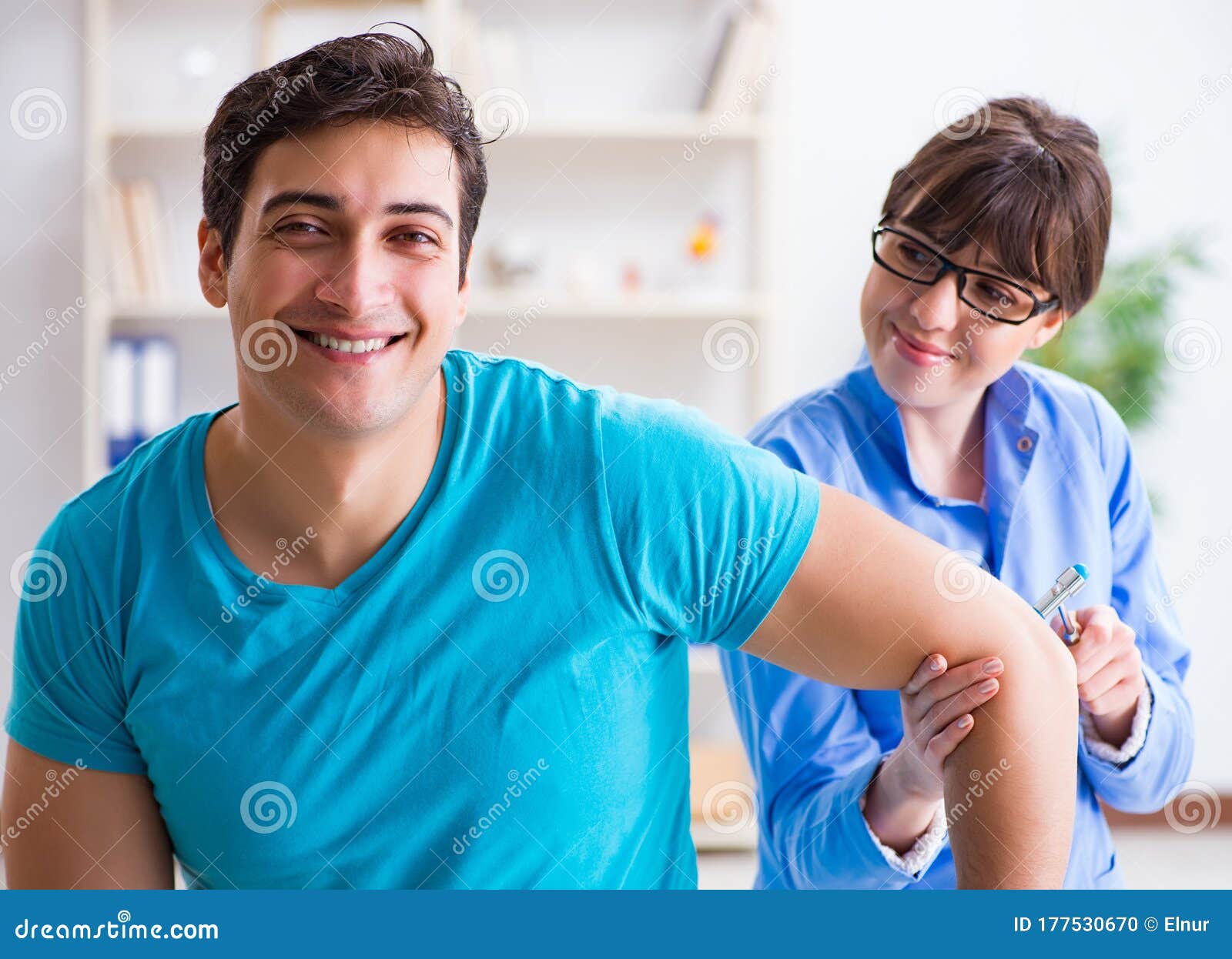 Doctor Checking Nerve Reflexes with Hammer Stock Photo - Image of ...