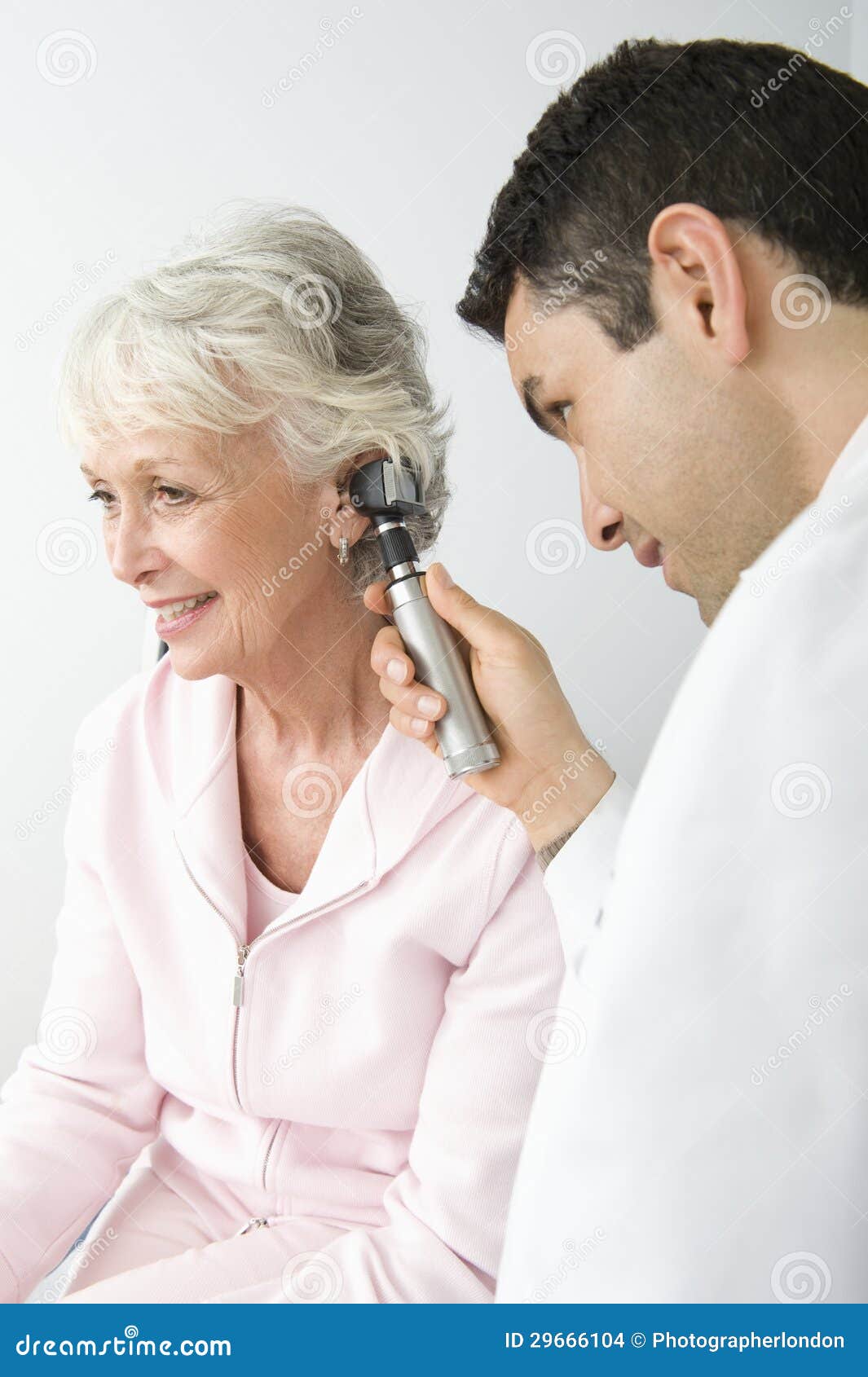 Doctor Checking Patient S Ear Using Otoscope Stock Photo - Image of ...