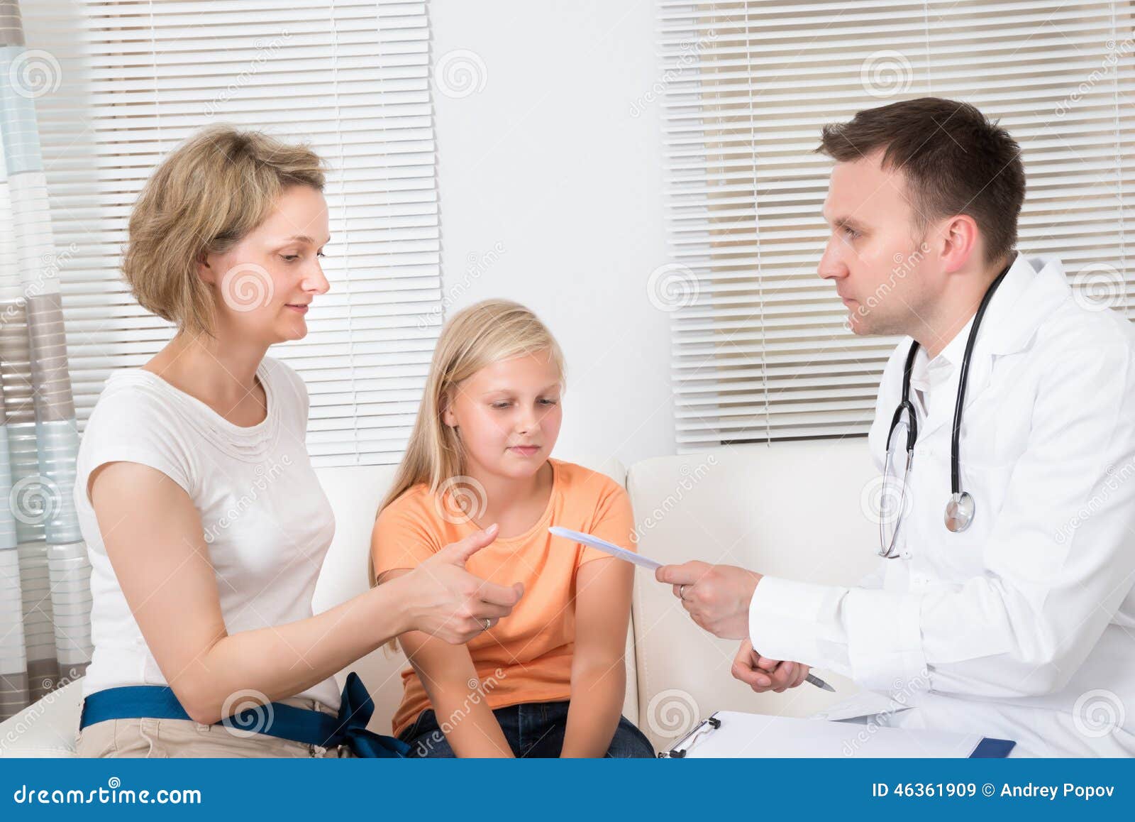 Doctor Child Patient and Mother Stock Image - Image of physician ...