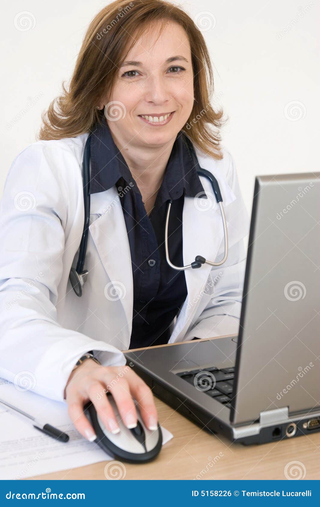 Doctor and computer stock photo. Image of computer, illness - 5158226