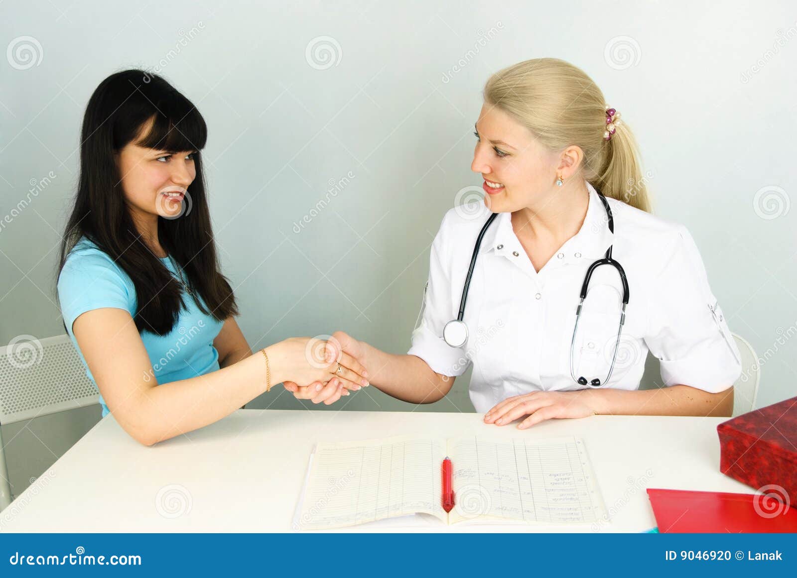 Doctor Consulting a Patient Stock Photo - Image of nursing ...