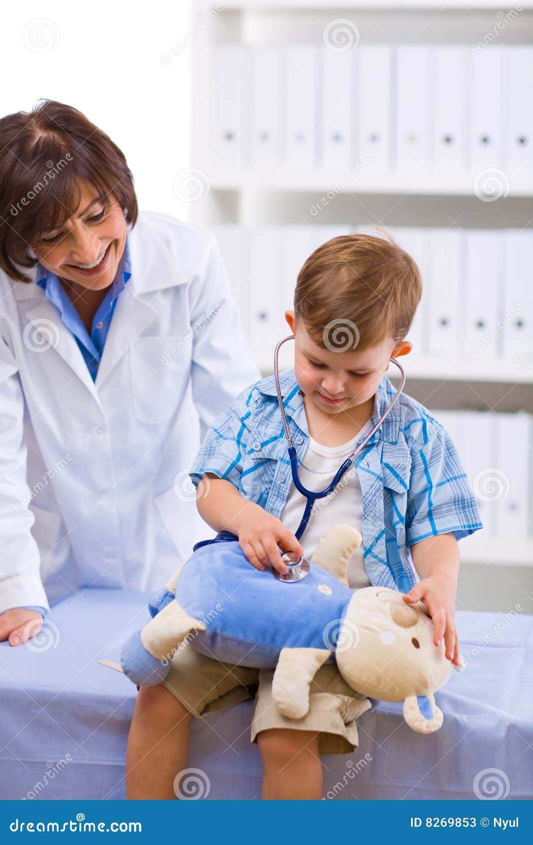 Doctor examining child stock image. Image of health, examining - 8269853