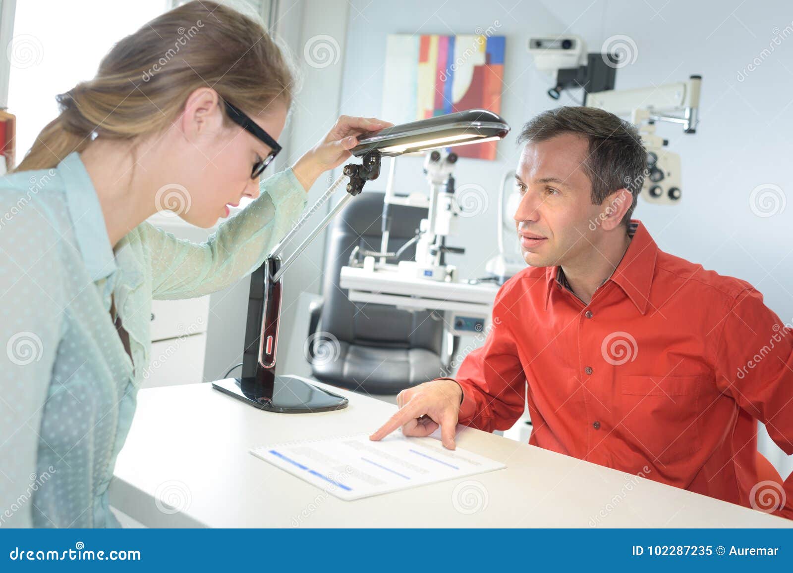 Doctor Examining Sight Patient Stock Image - Image of patient ...