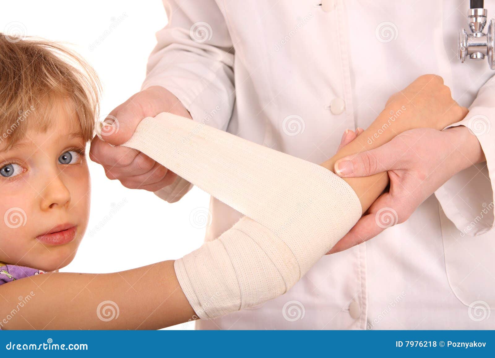Doctor Give First Aid of Child. Stock Photo - Image of blond, face: 7976218