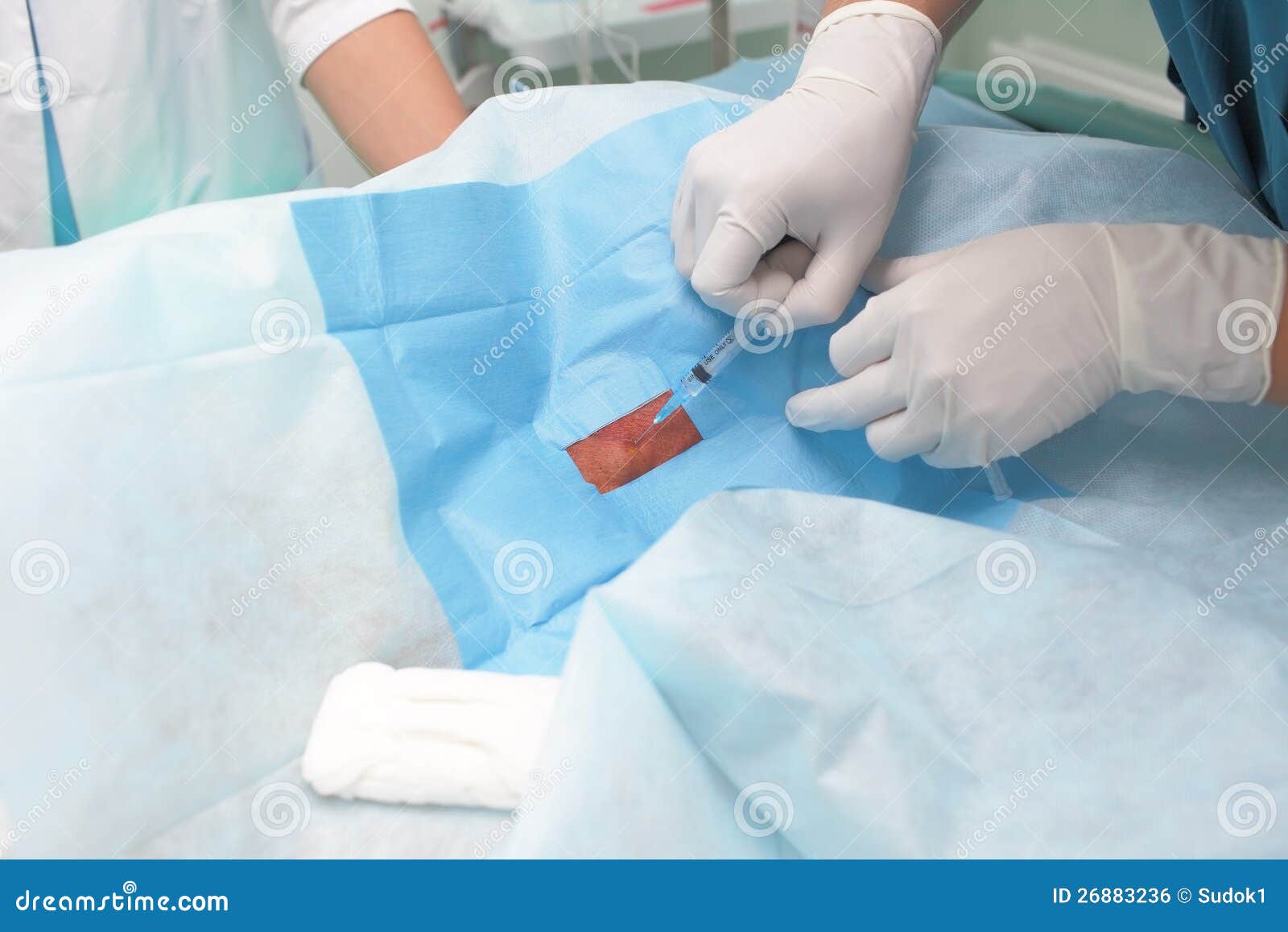 Doctor Giving An Injection To A Patient Stock Photo - Image: 26883236