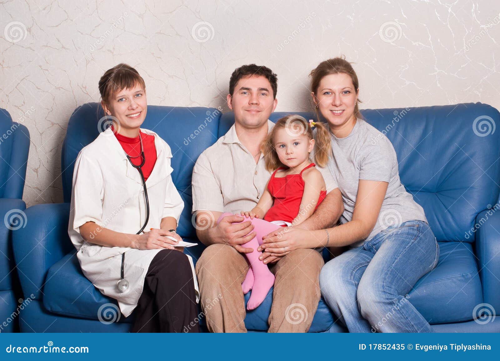 The Doctor and Happy Family Stock Image - Image of dear, alarm: 17852435