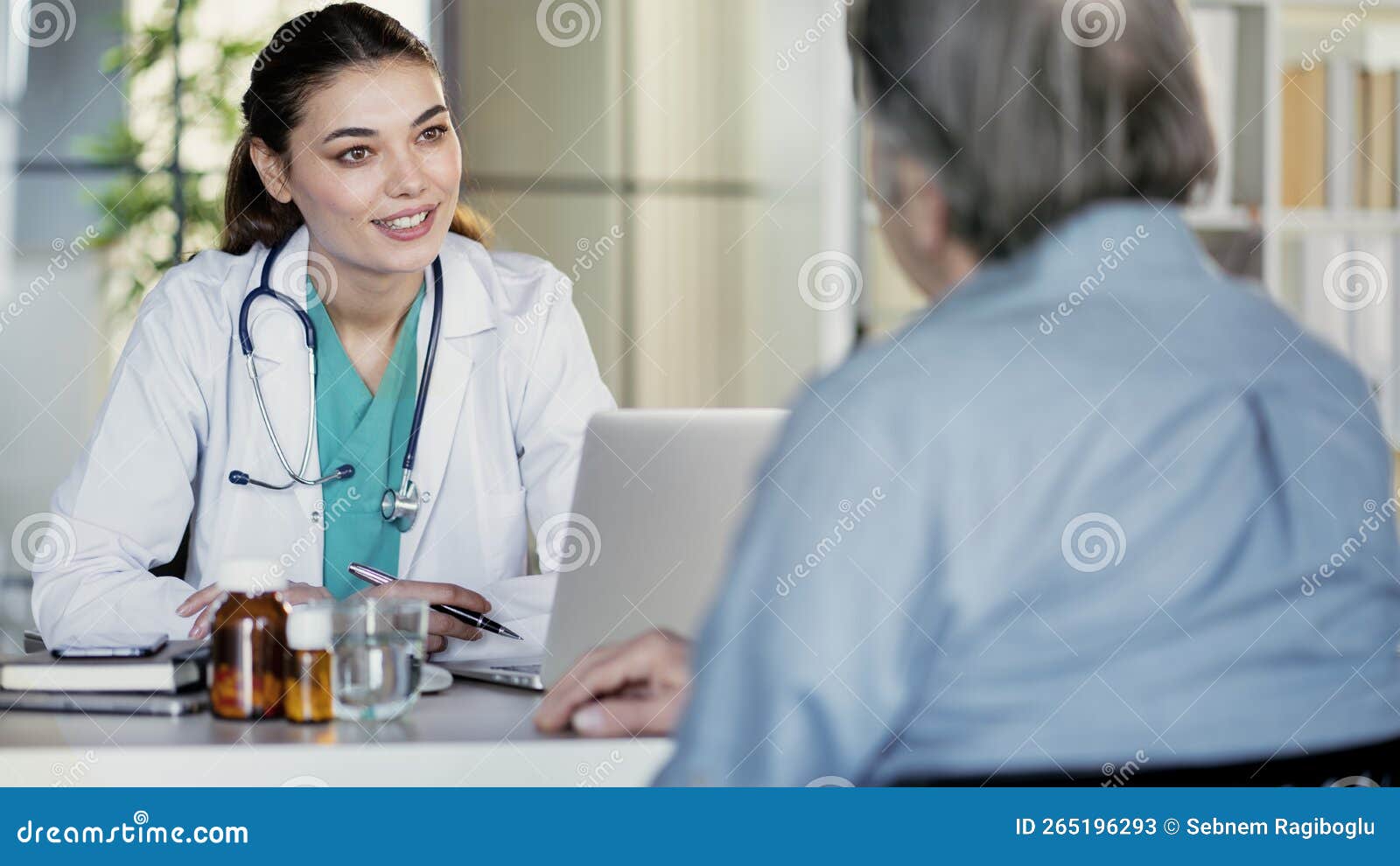 Doctor and Her Patient Talk Stock Image - Image of medical, appointment ...