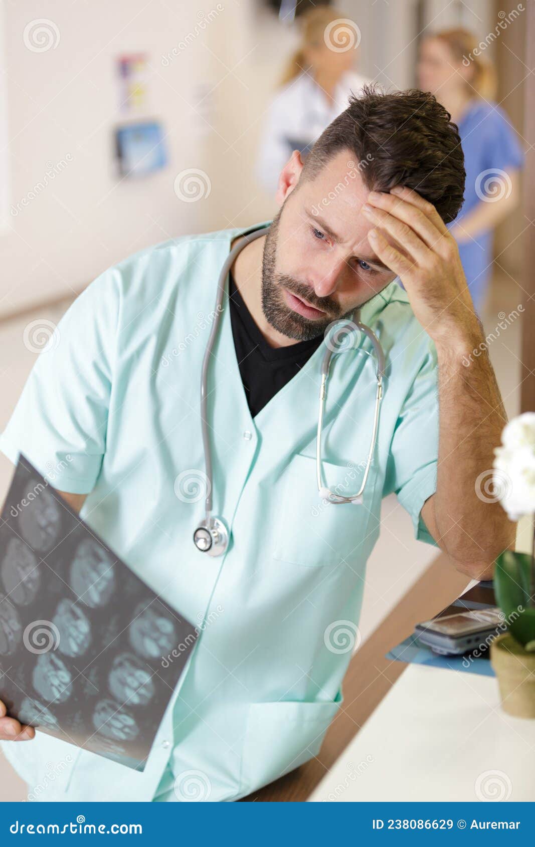 Doctor in Hospital Looking at Mri Scan Head Stock Image - Image of ...