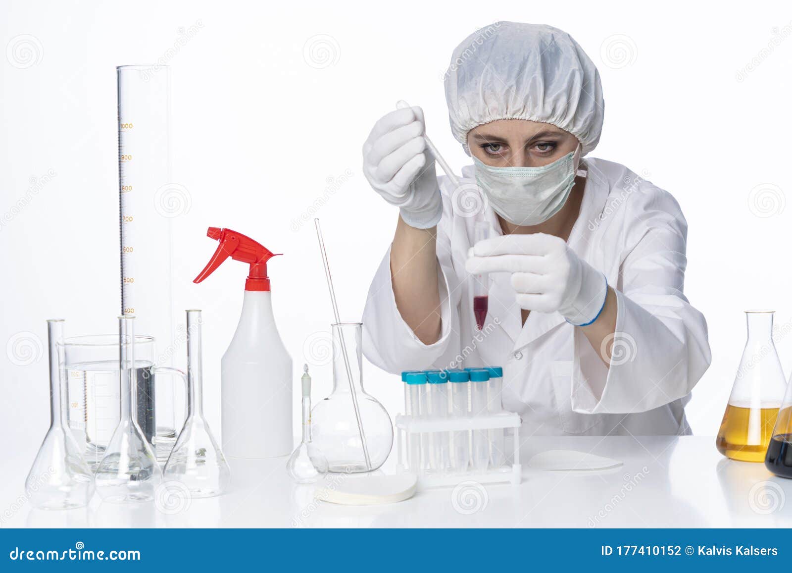 Doctor in Laboratory Conducting Blood Analysis Stock Photo - Image of ...