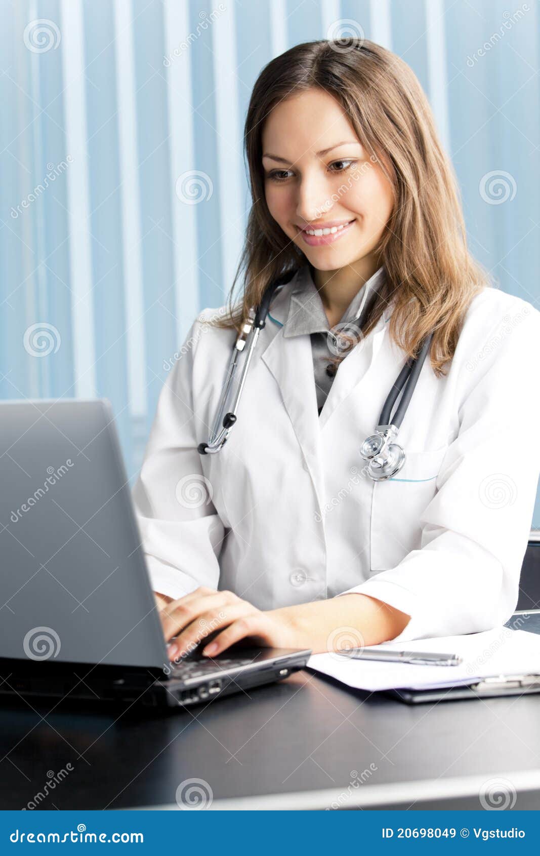Doctor with laptop stock image. Image of interiors, looking - 20698049