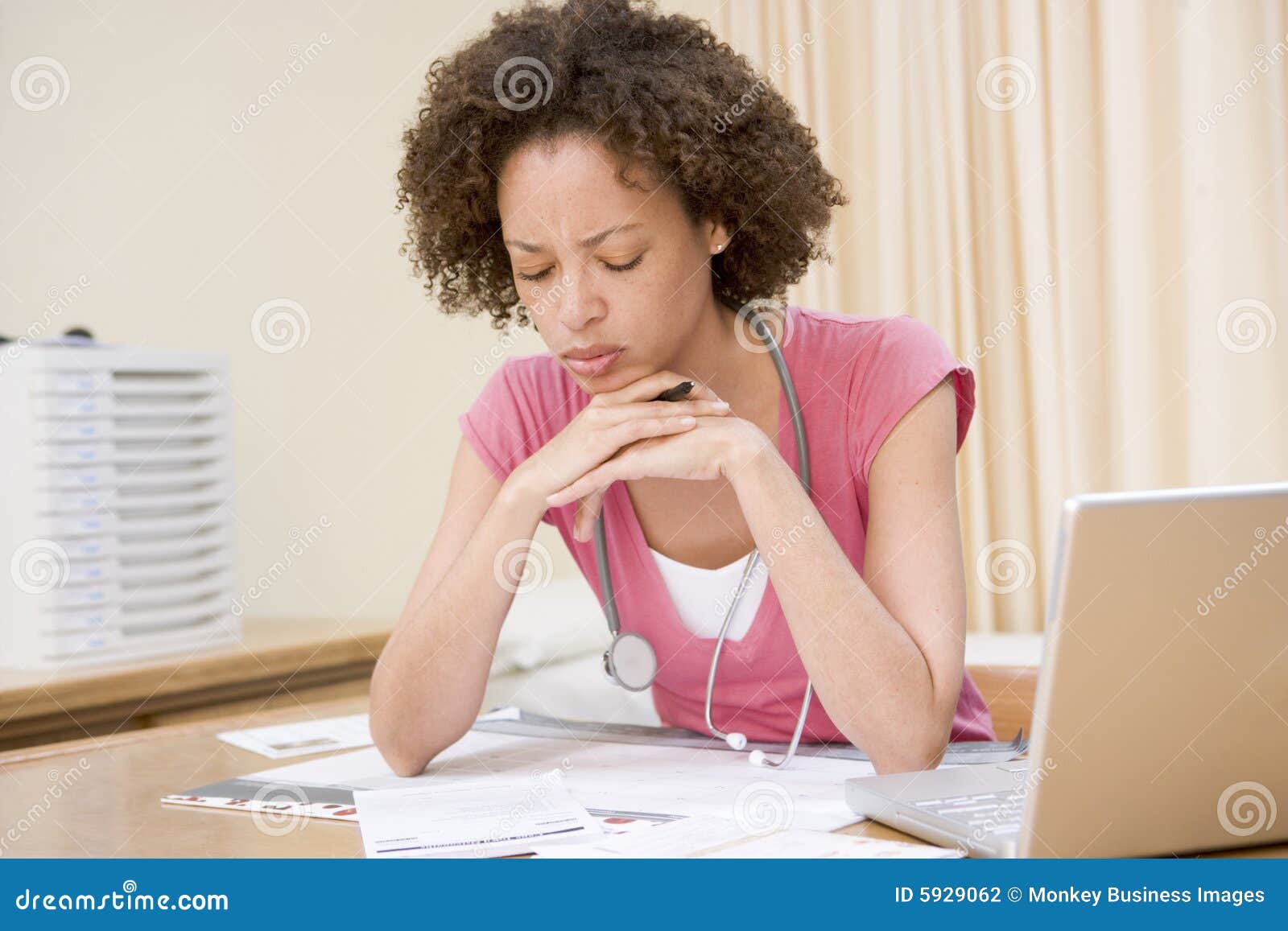 Doctor with Laptop Reading in Doctor S Office Stock Photo - Image of ...