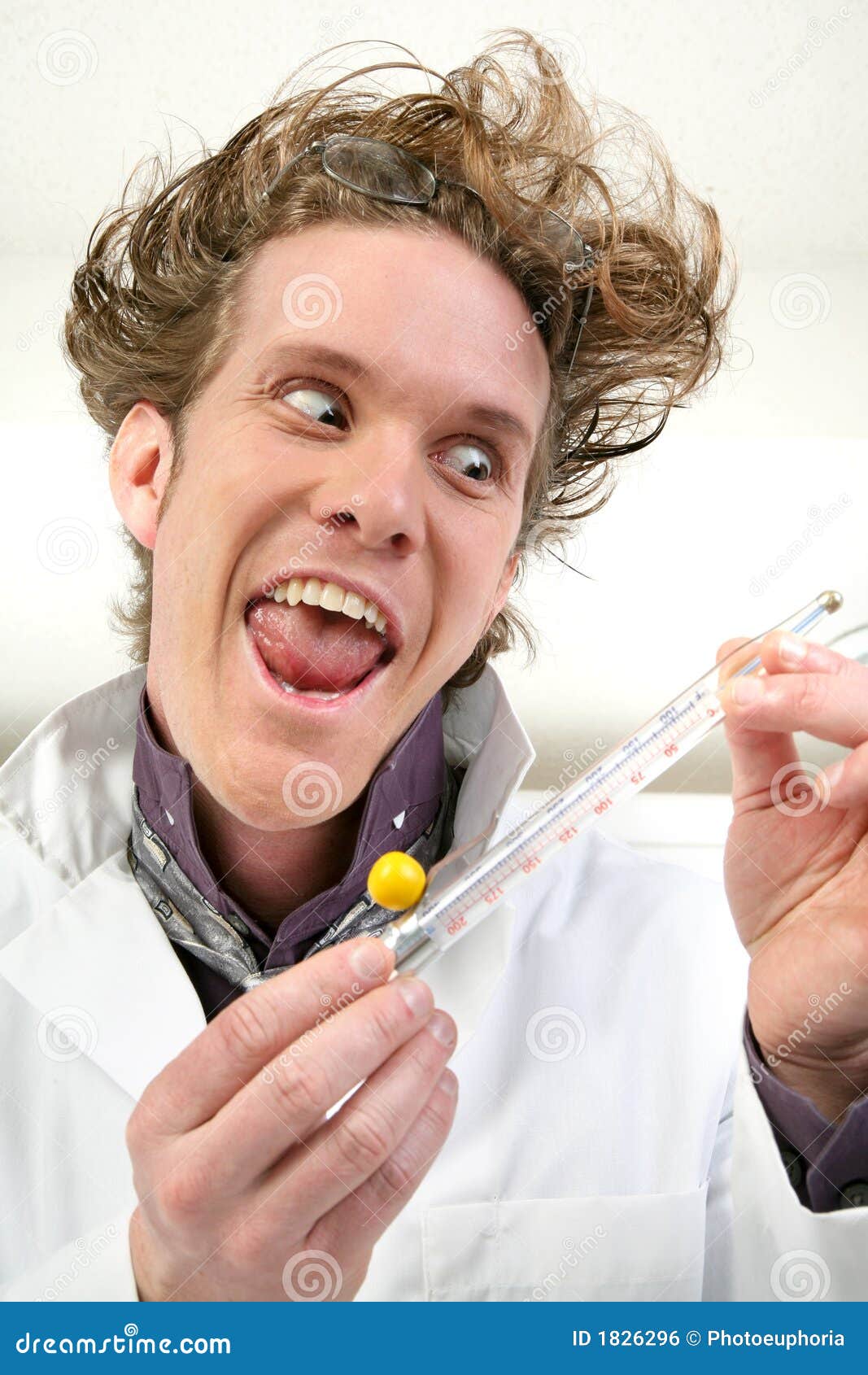 Doctor loco foto de archivo. Imagen de divertido, persona - 1826296