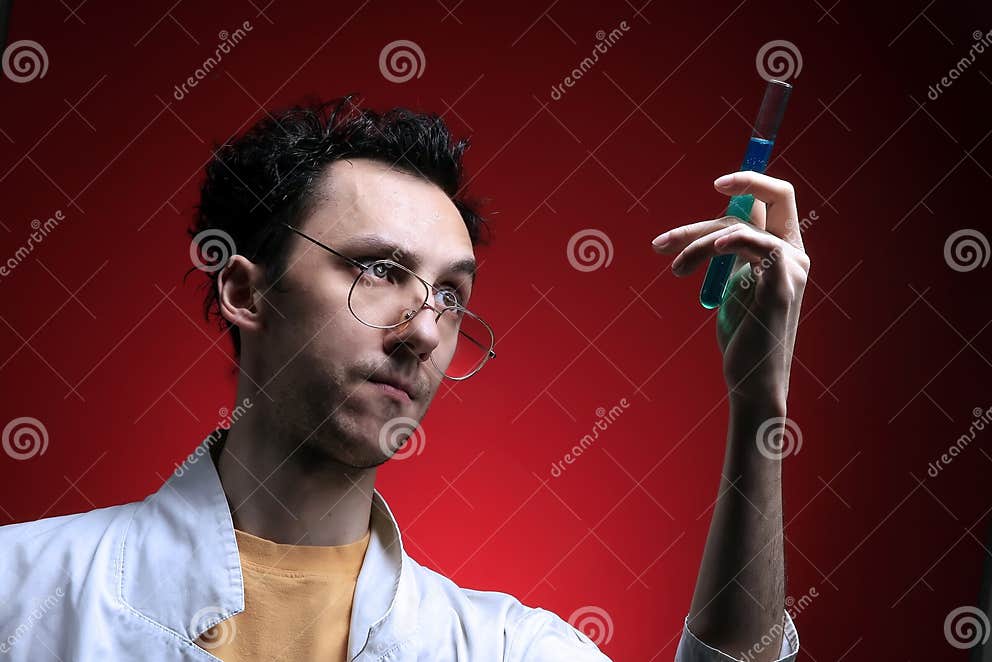 Doctor loco foto de archivo. Imagen de cara, medicina - 5684338