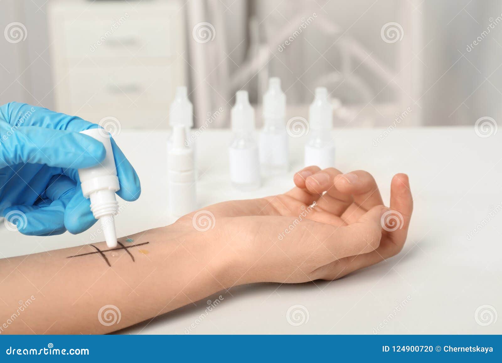 Doctor Making Allergy Test at Table Stock Photo - Image of allergenic ...