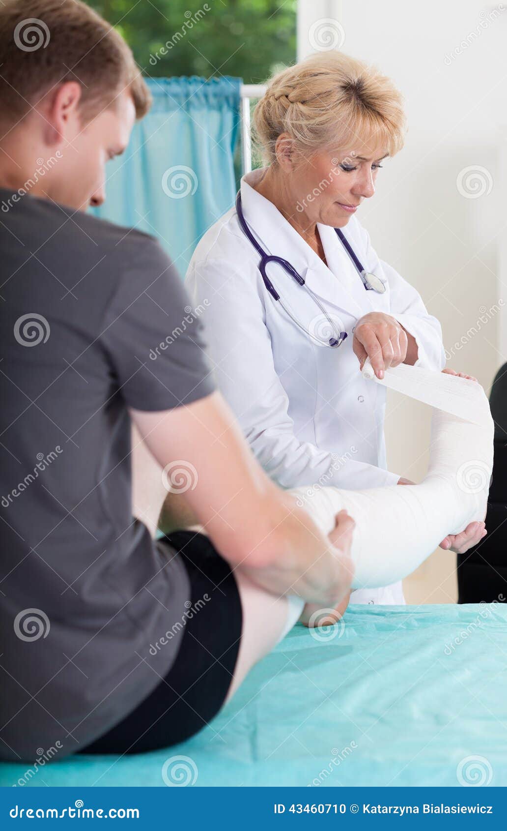 Doctor Making Cast of Lower Limb Stock Photo - Image of dress, pain ...