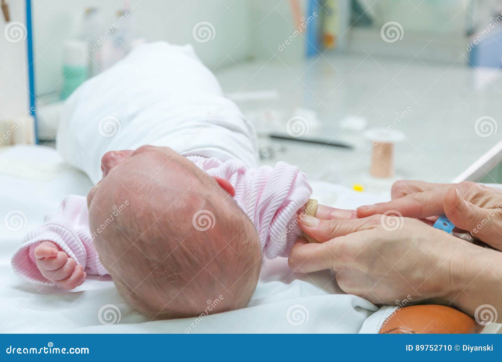 Doctor Making Drainage for Newborn Baby Editorial Image - Image of ...
