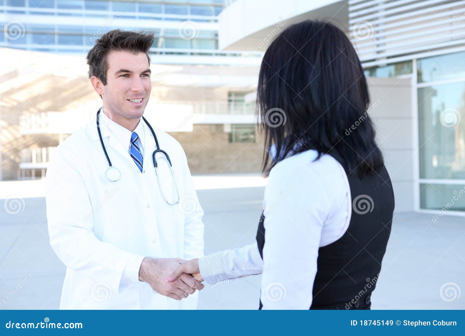 Doctor and Patient Handshake Stock Image - Image of dental, office ...