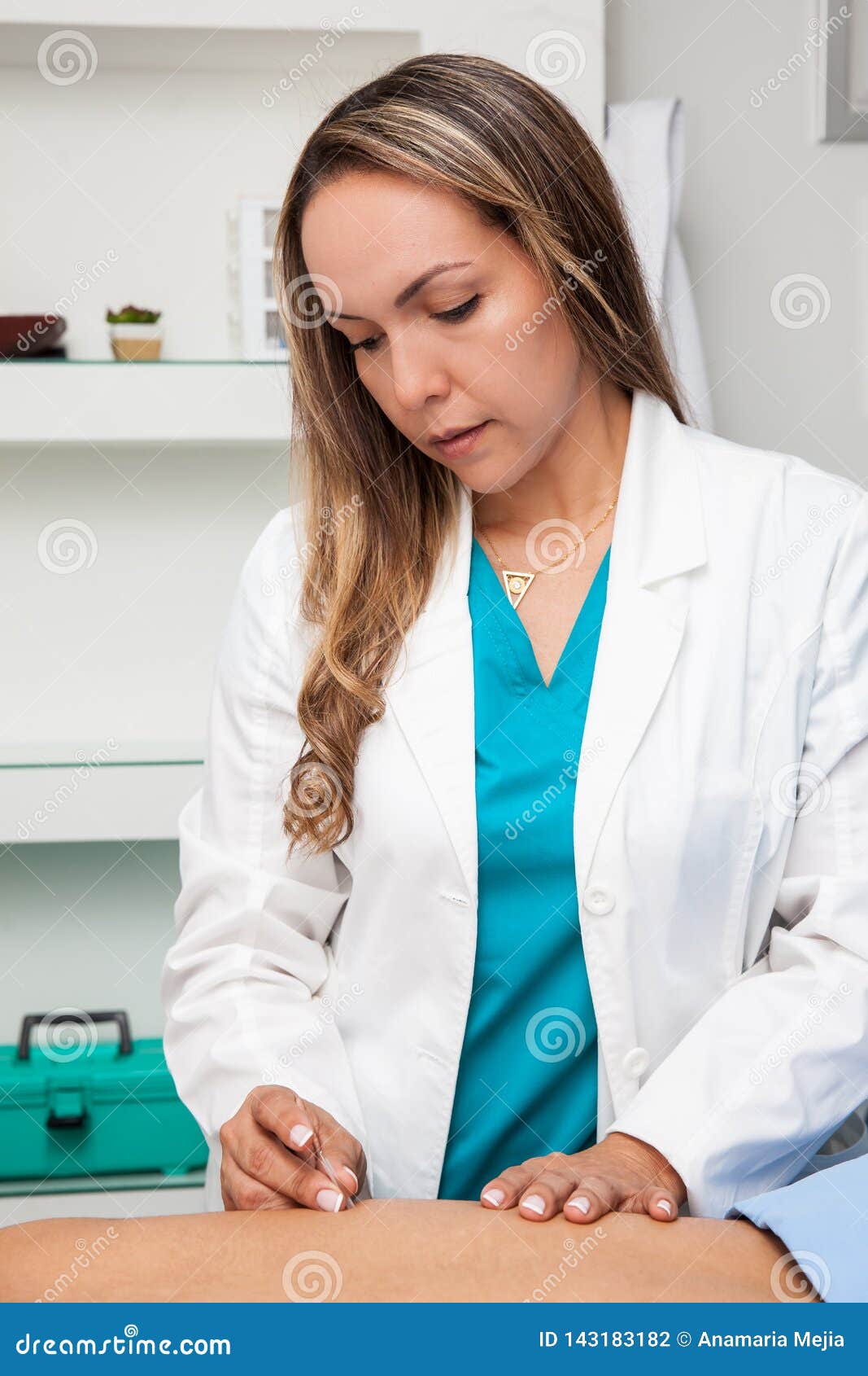 Doctor Performing Acupuncture on a Male Patient Stock Photo - Image of ...