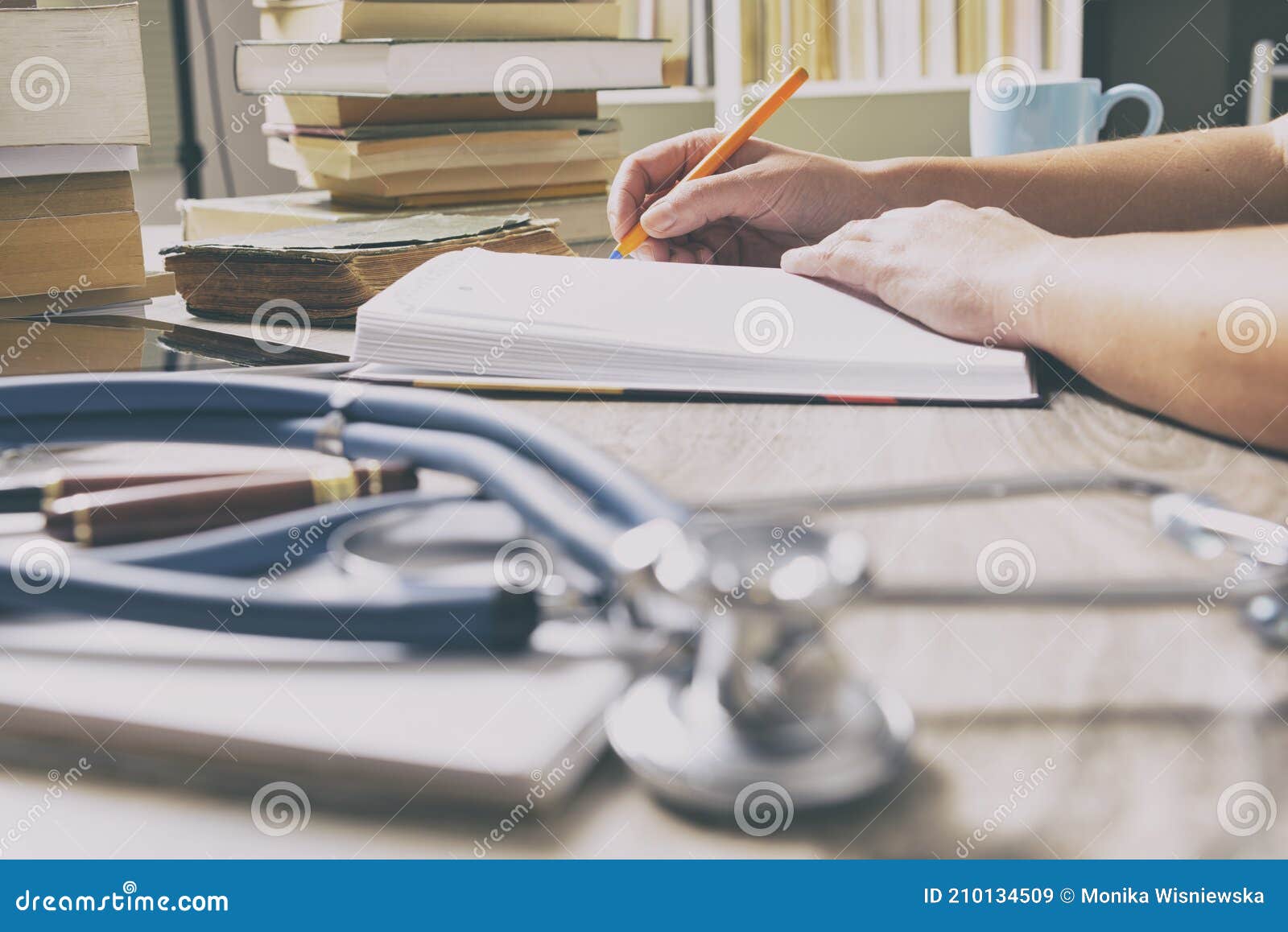 Doctor is Preparing for the Exam Stock Image - Image of practice ...