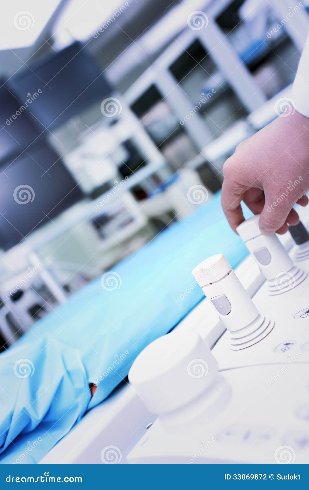 Doctor in x-ray lab stock photo. Image of death, healthcare - 33069872