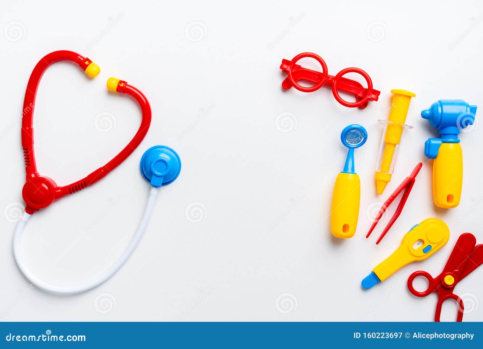 Doctor Set Toy for Kid in Creative Education Concept in Flat Lay Stock ...