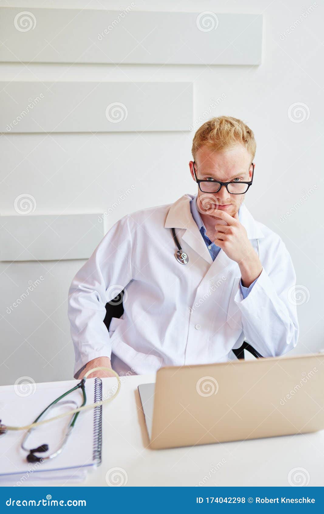 Doctor Using Laptop Computer at Work Stock Photo - Image of therapy ...