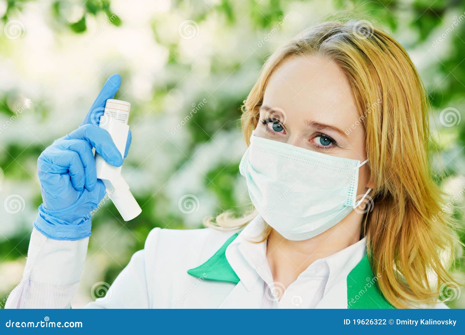 Doctor with spray inhaler stock photo. Image of medic - 19626322